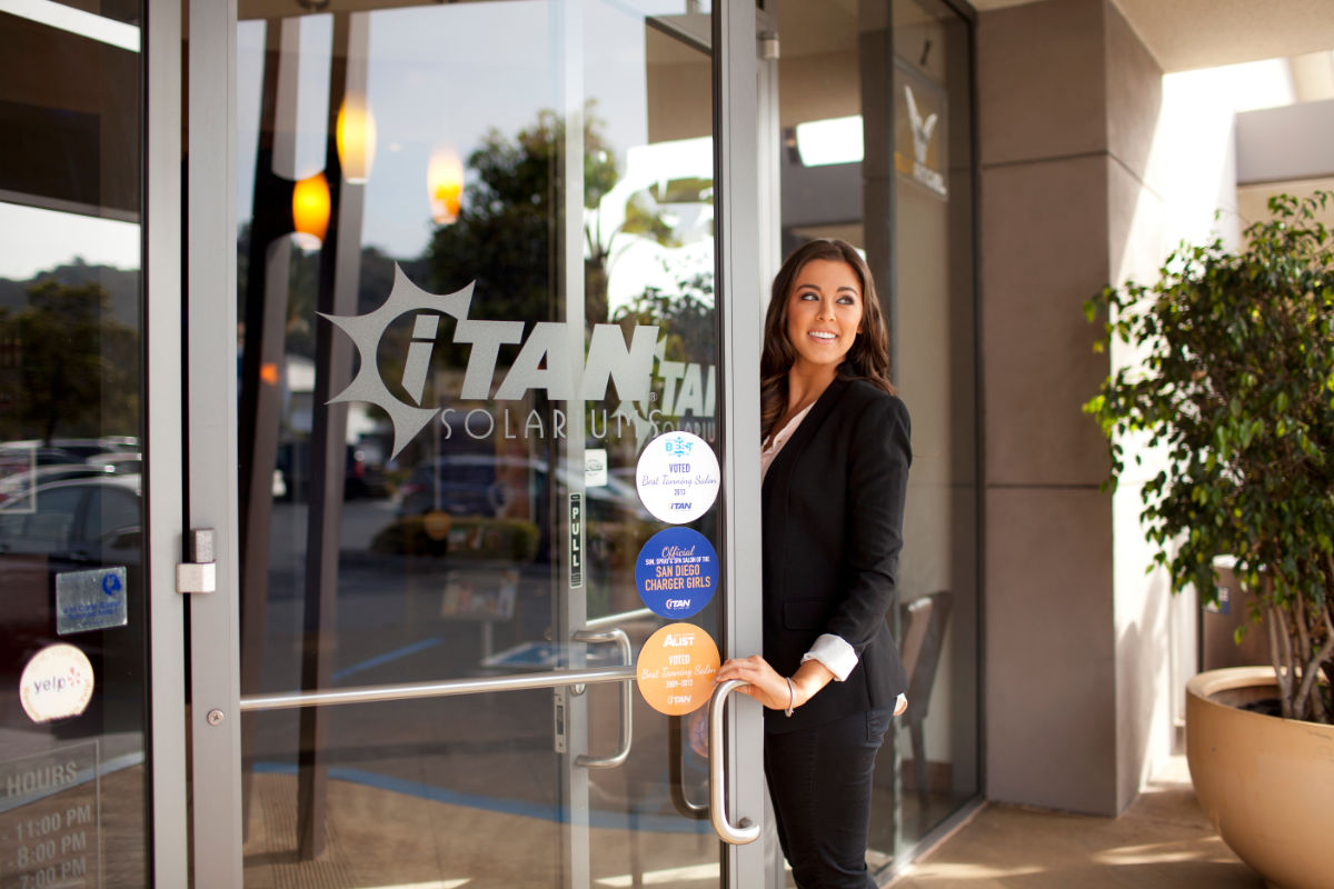iTAN Sun Spray Spa: Tanning Salons in San Diego, Orange County, Inland ...